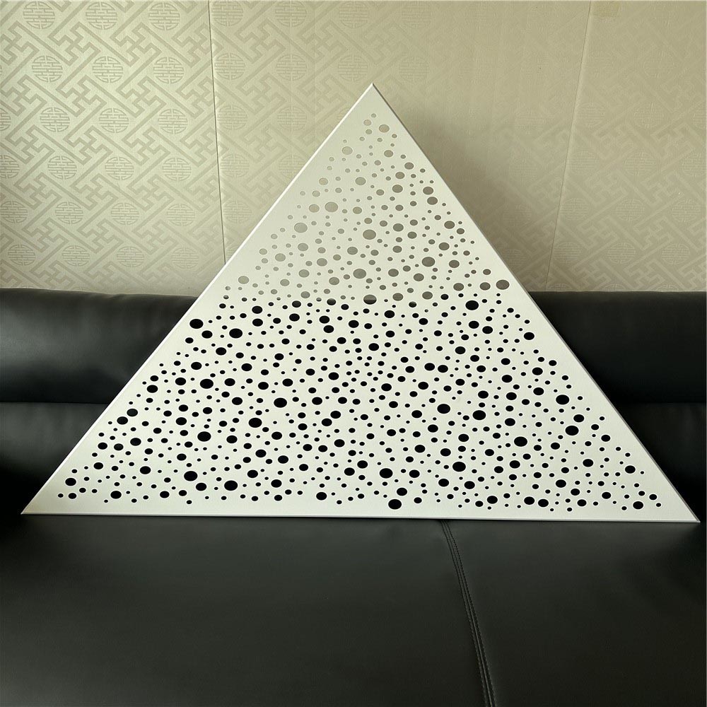 0.9mm Aluminum Metal Ceiling Triangle Shaped Clip In Suspended ...